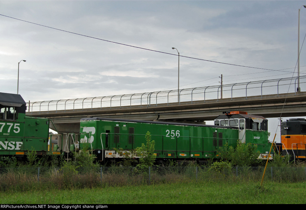 BNSF 256 First time iv ever seen one of these!